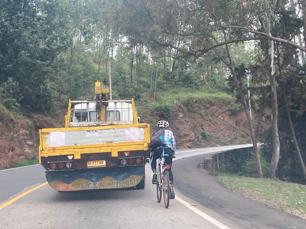 The City, The Theatre of Green Perfomativeness. – Managu